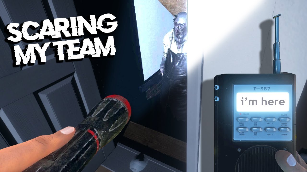 SCARING MY TEAMMATES in Phasmophobia - YouTube