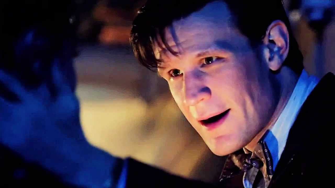 Eleven & Clara | Tonight, I'm feeling like an astronaut - YouTube