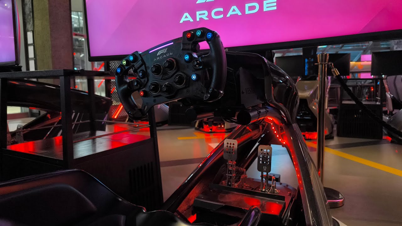 Arcade formula one London UK - Disfrutando de los simuladores de F1, y ...