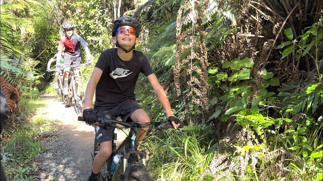 Te Miro Mountain Bike Park - YouTube