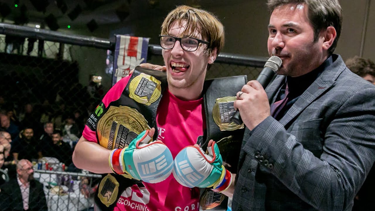 Kurtis Campbell vs Declan Fisher - Featherweight Title - UKFC 17 - YouTube