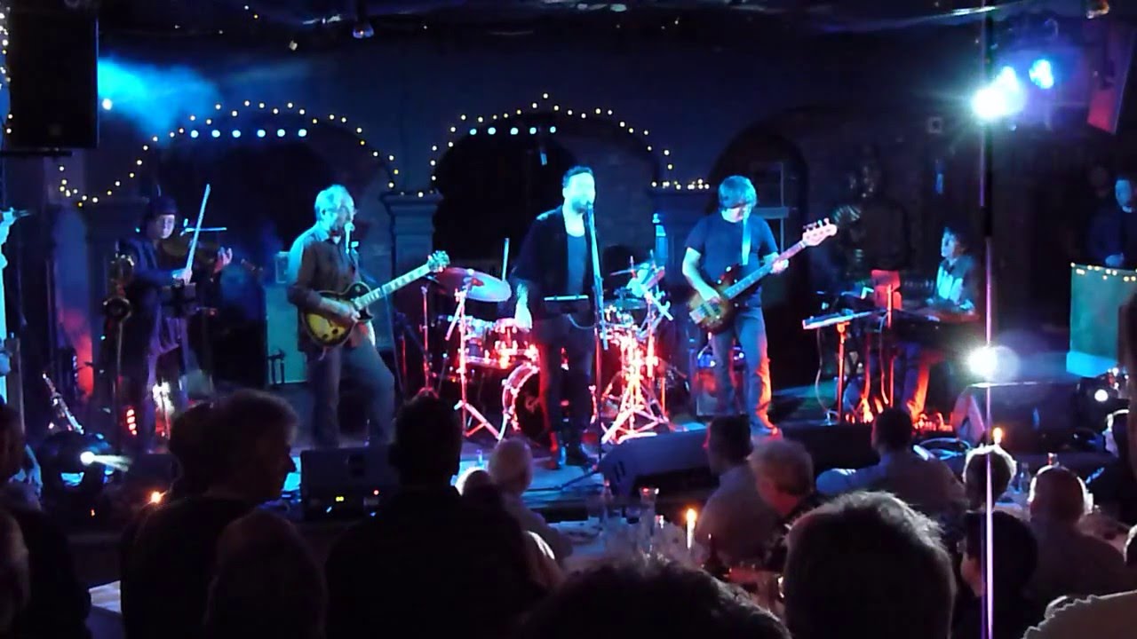 Three Friends - Cogs in cogs - YouTube