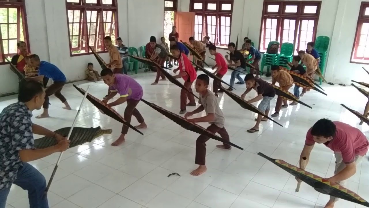 Tari Baluse(2) - YouTube