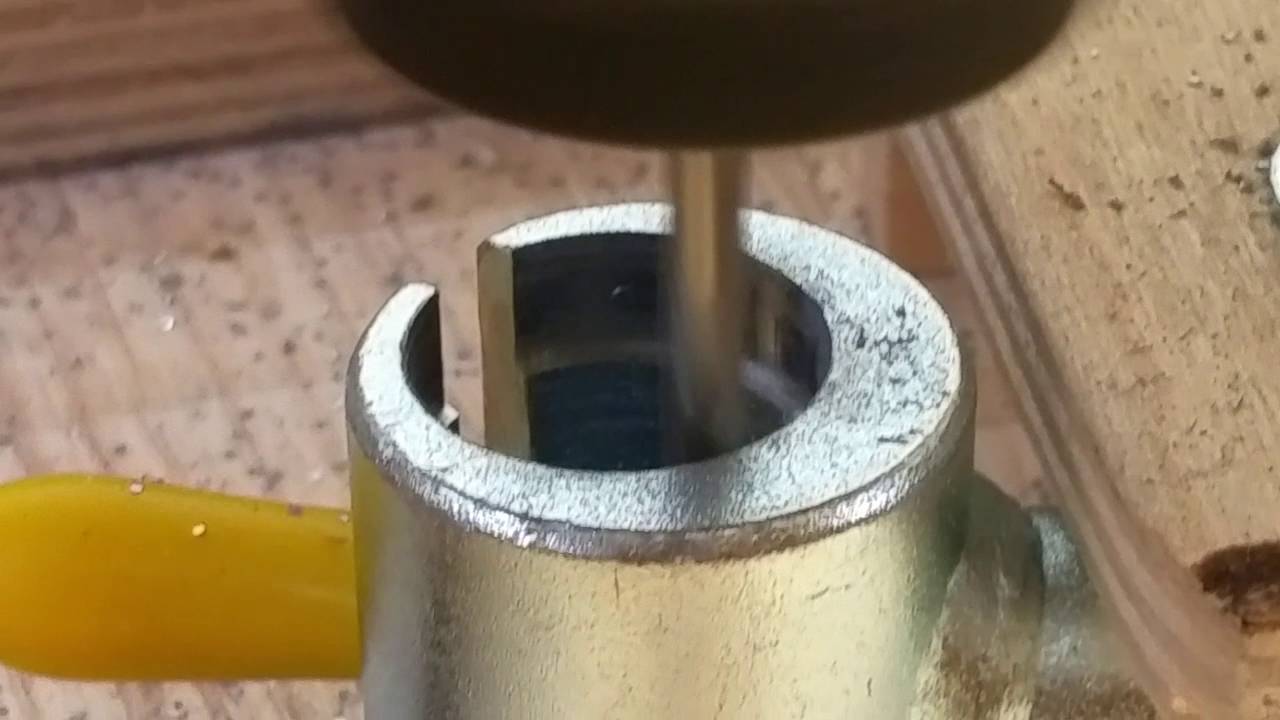 Milling mild steel on DIY CNC - part 1 - YouTube