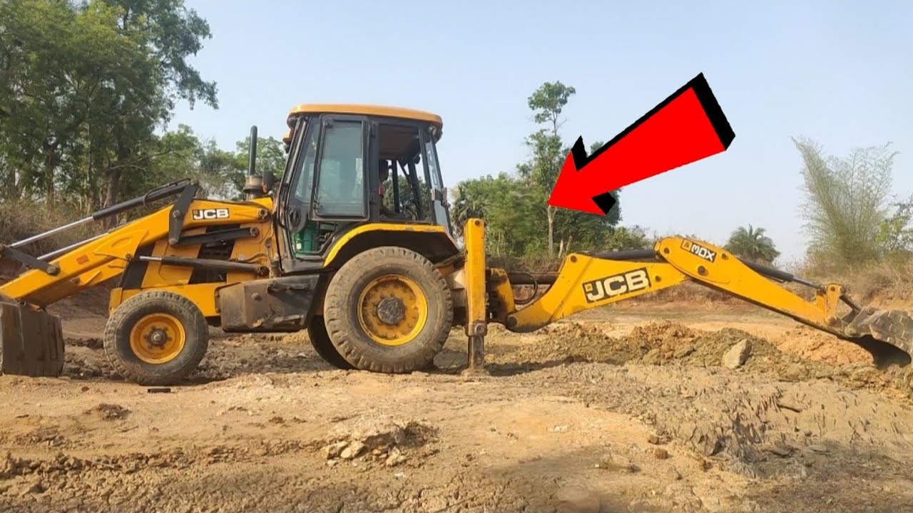 Leveling the soil inside the pond || @Bablujcb || jcb3x jcb meashine ...