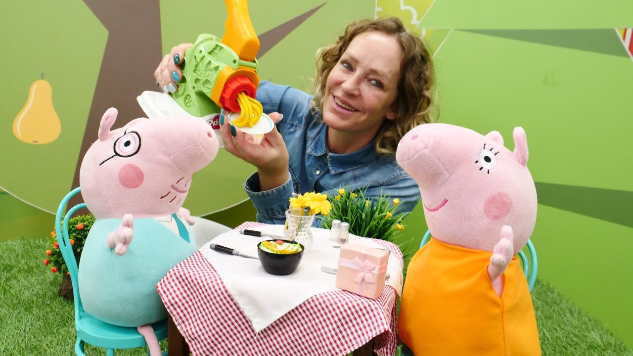 Spielspaß mit Familie Wutz. Überraschung für Mama Wutz zum Valentinstag ...