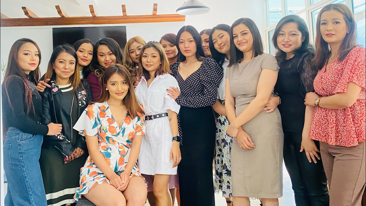 Makeup Class💄With LEMI Ma’am ️ || Susmita Magar || - YouTube