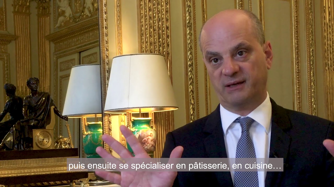 Le ministre de l'Education nationale répond à vos questions sur la voie ...