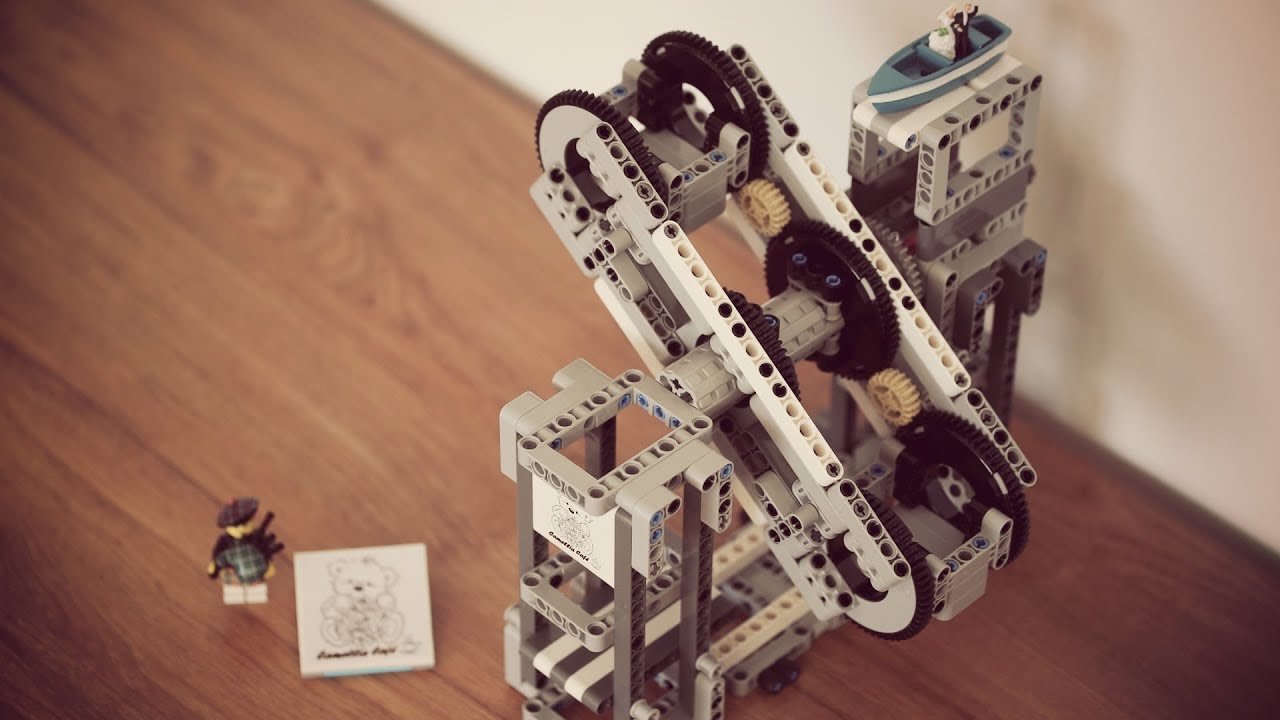 LEGO Falkirk Wheel - YouTube