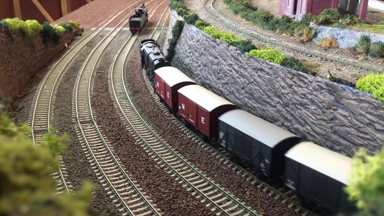 Q1 on a van train - YouTube