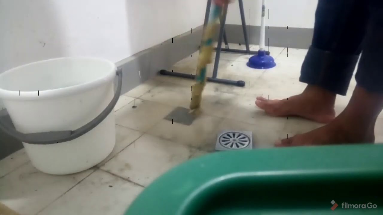 HOME SERVICE: BARADONG CR FLOOR DRAIN PATPAT AT BASAHAN LANG ANG ...