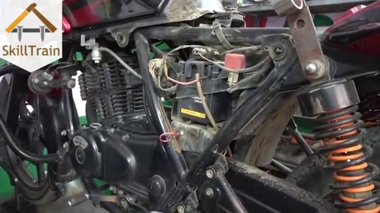 Overhauling of the Engine of a Two-Wheeler (Part-1) (Hindi) (हिन्दी ...