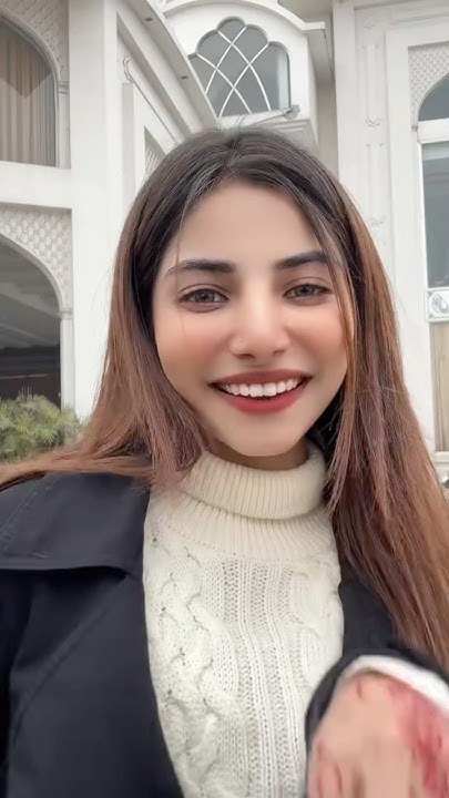 Abiha noor tik tok video-must subscribe to channel and share it with others - YouTube
