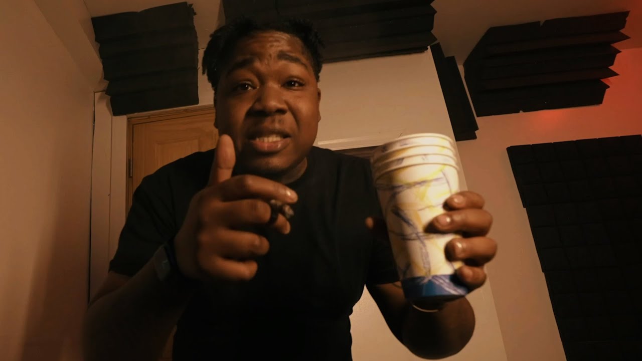 Dee Savv - Talking Crazy ( OFFICIAL MUSIC VIDEO ) - YouTube