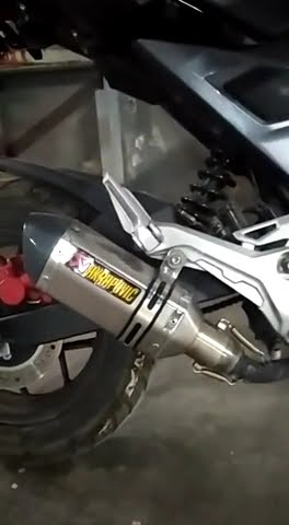 M force 110 pot akrapovic 🔥#korak #riding #tunisia#تونس #moto - YouTube