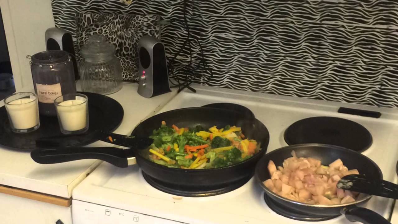 Recept- Kyckling & Wook Paj - YouTube