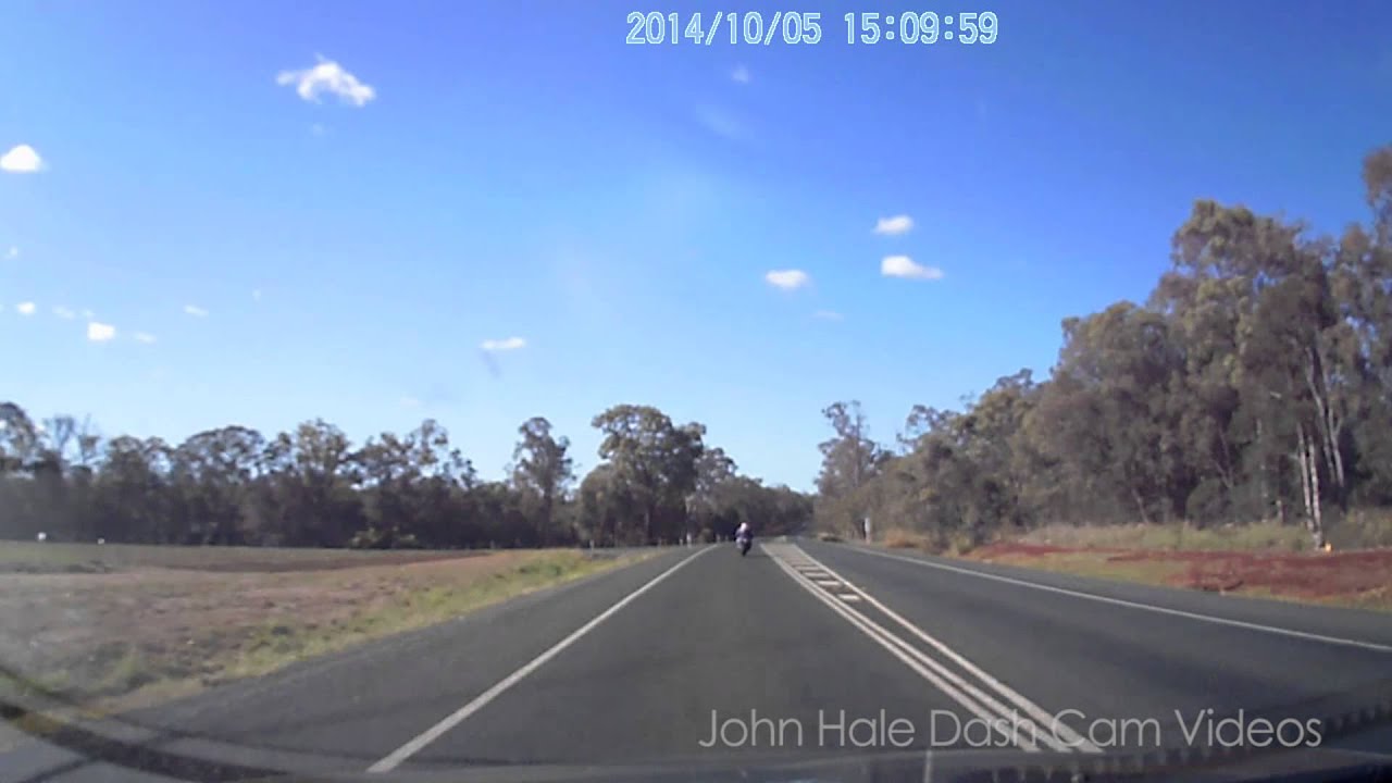 Dash Cam Video - Isis Highway, Bundaberg, Speeding Bike - YouTube