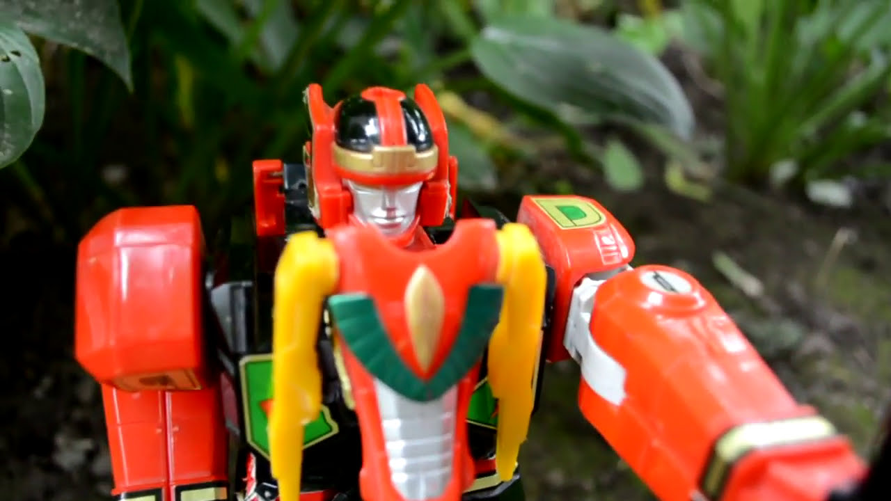 POWER RANGERS Red Dragon Thunderzord toy - an outside look - YouTube