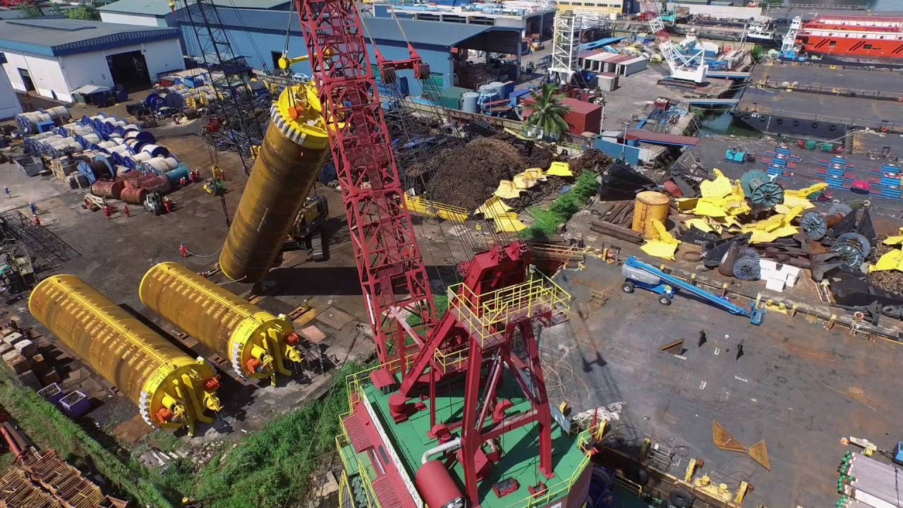 Suction Pile Fabrication and Mobilisation 2015 - YouTube