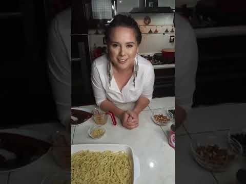 Cocinando con Marisol Pink | Entre Campeonas - YouTube