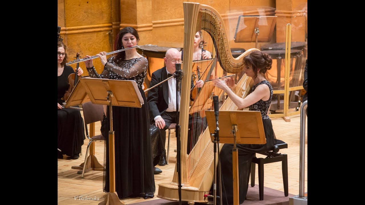 Mozart - Flute and Harp Concerto KV 299 - YouTube