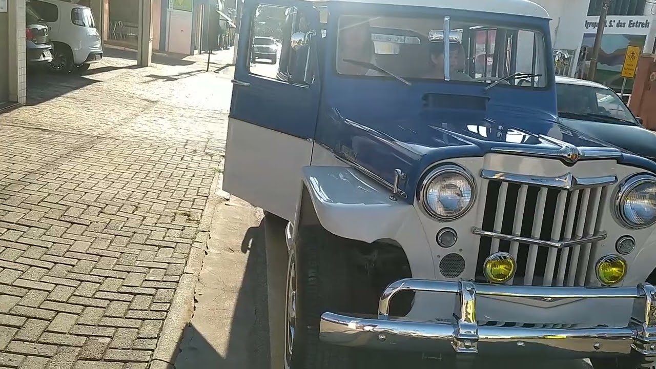 Primeira SUV brasileira. Rural Willys 1958 - YouTube