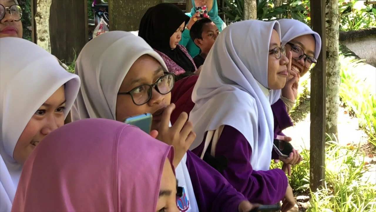 SMK PEREMPUAN LIKAS 2019 : Pelajar PT3 ke Lokawi Wildlife Park - YouTube