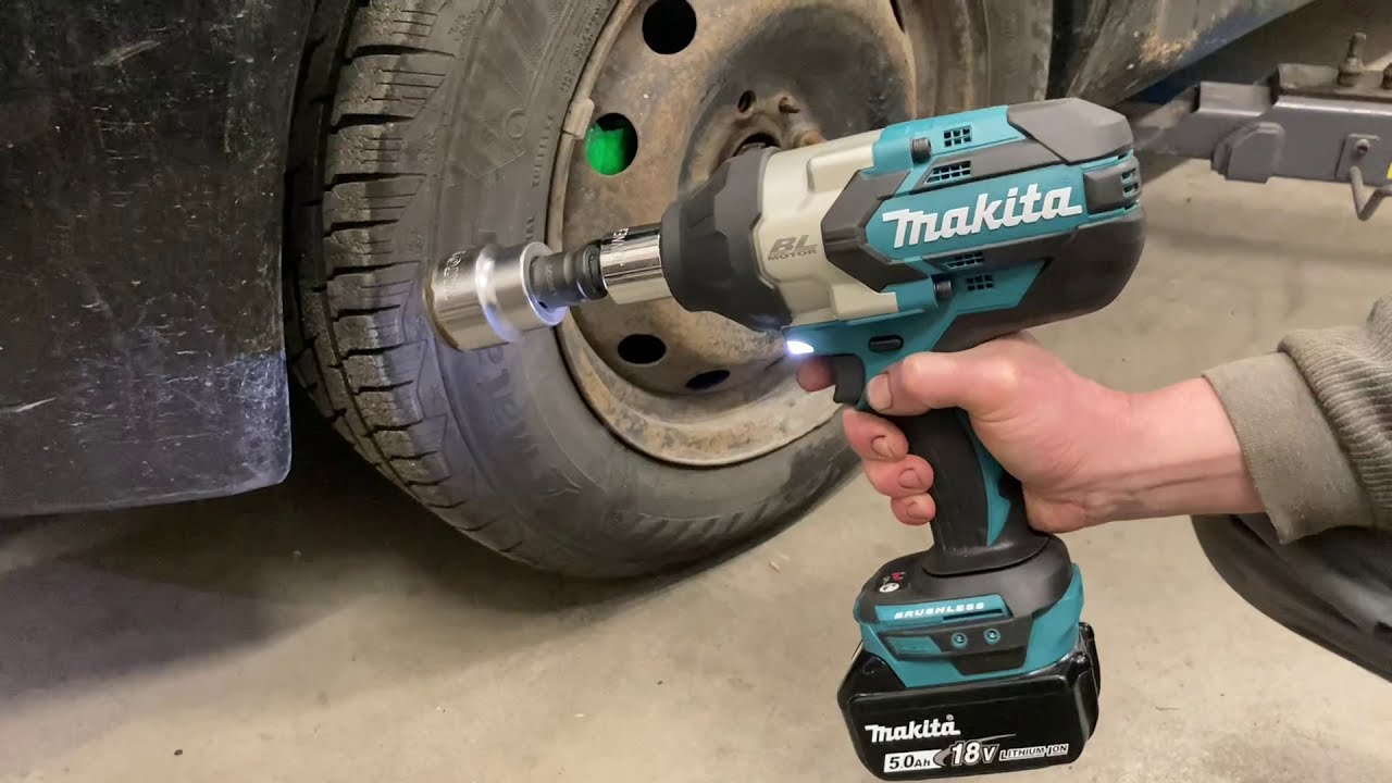 Makita DTW1002 1000NM on Test - YouTube