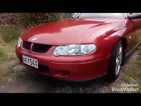 VX Commodore wagon Clubsport facelift - YouTube