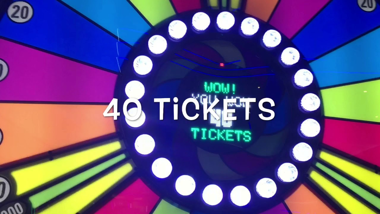 DAVE AND BUSTERS ARCADE GAMES VLOG! FUN GAMES - YouTube