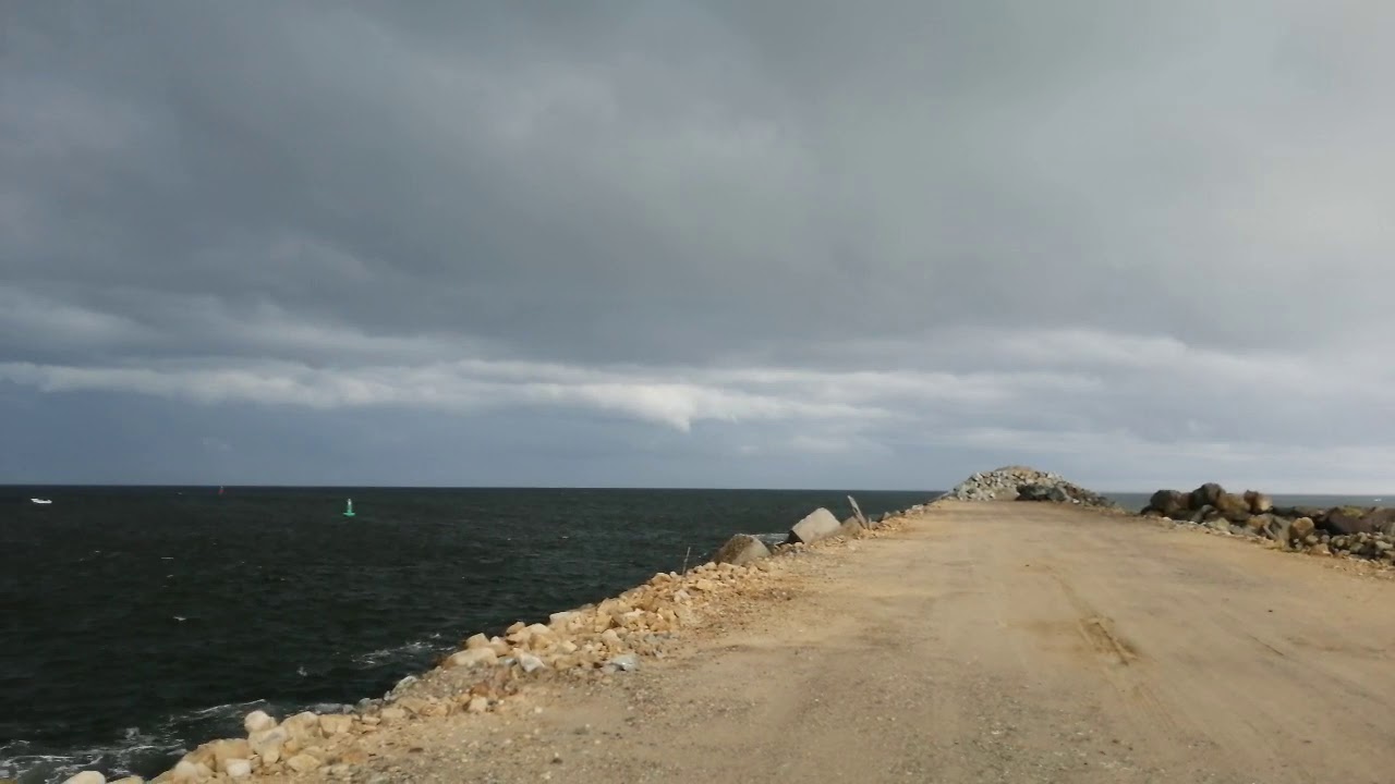 Entrada al puerto LZC - YouTube