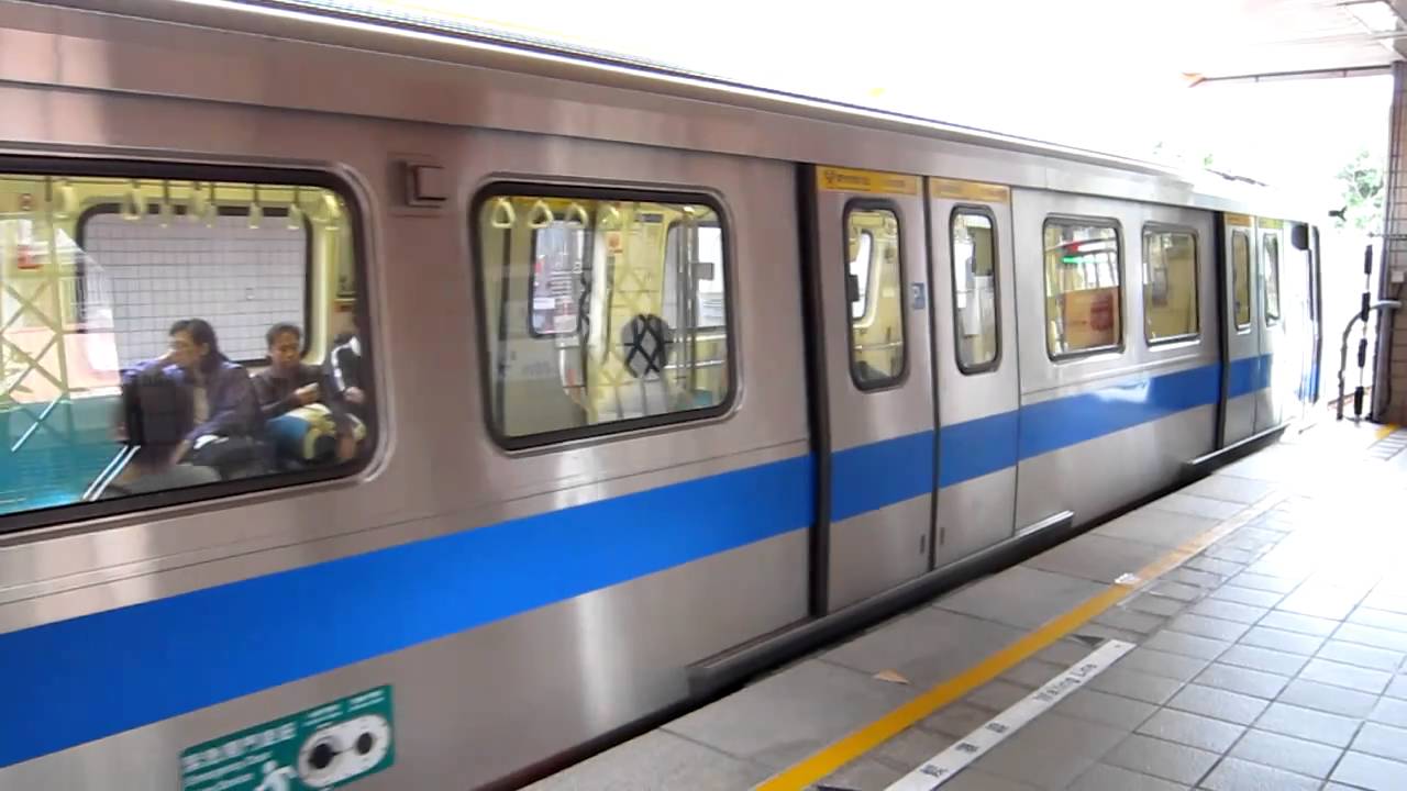 台北捷運c371型出站(337/338) - YouTube