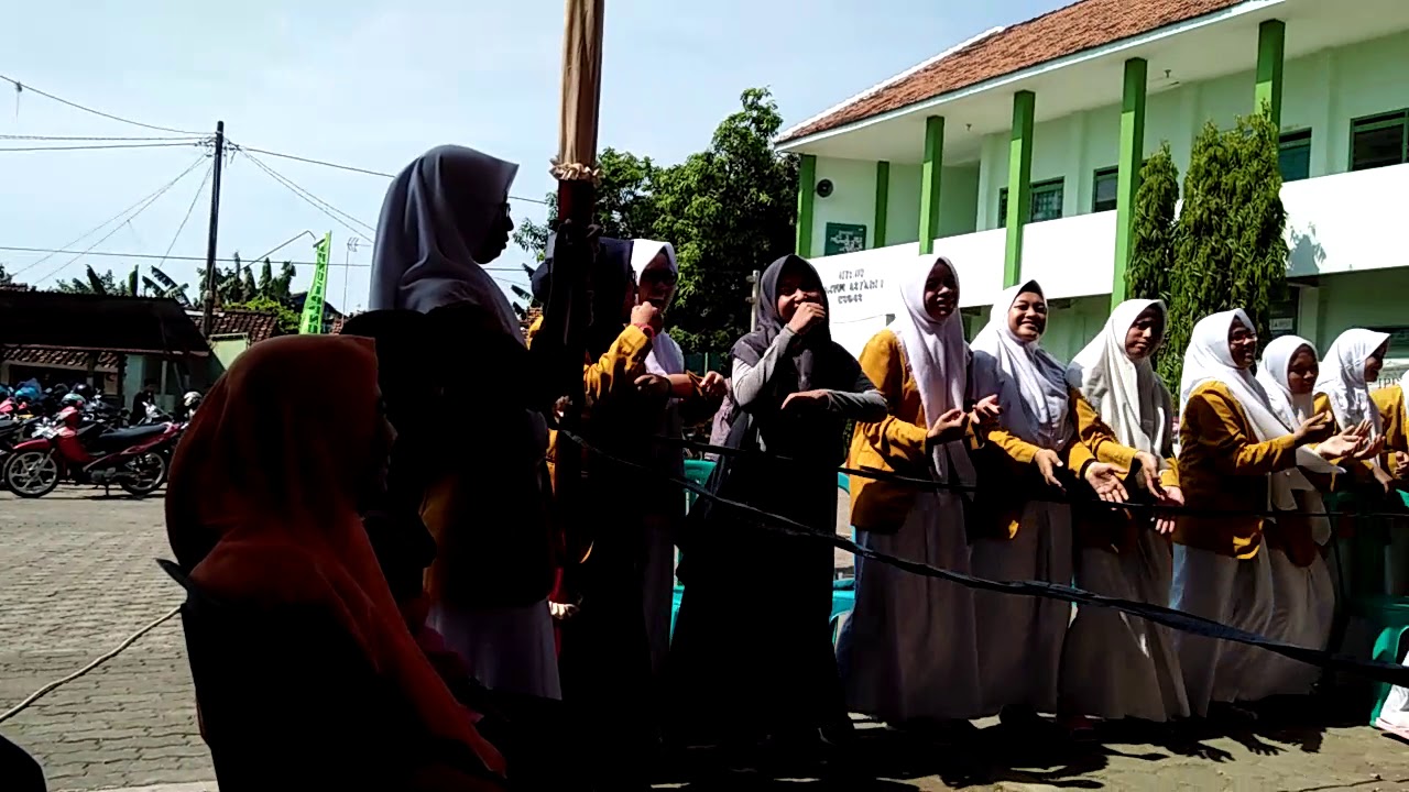 Rebana PPYUR banat kudus - YouTube