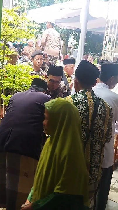 Gus Anam di Haul Akbar KH Syukri Ponpes Nurul Athfal ulujami Pemalang #Shorts - YouTube