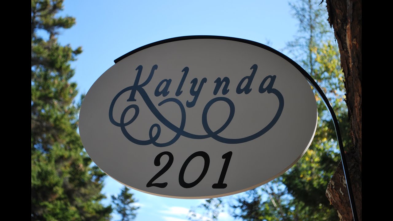 The Building of Kalynda - YouTube