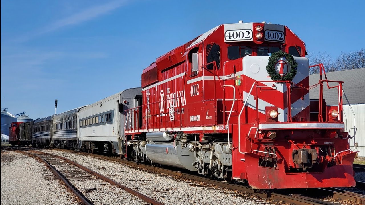 Chasing the INRD Santa Train 2022 Part 2 - Illinois Side - YouTube