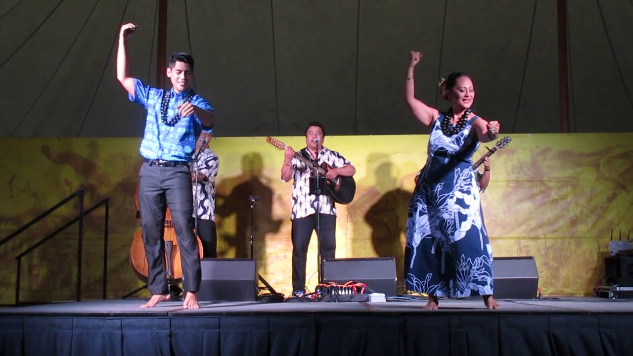 Hoʻokena - "Ka I Ka Hoe"/ "Holo Waʻapā" with hula - YouTube