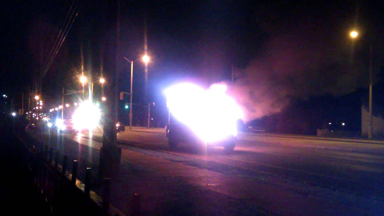 Dodge Ram on fire in Ottawa. Merivale rd - YouTube