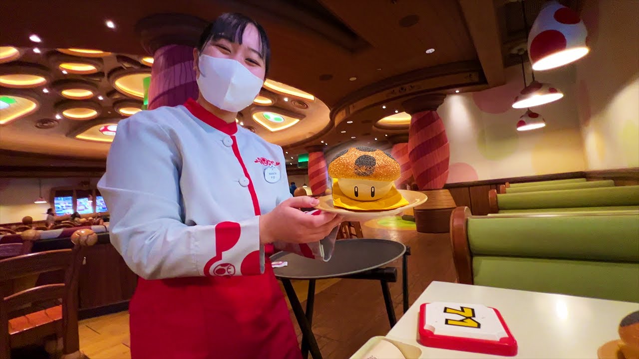 Eating at Super Nintendo World 🇯🇵 - YouTube