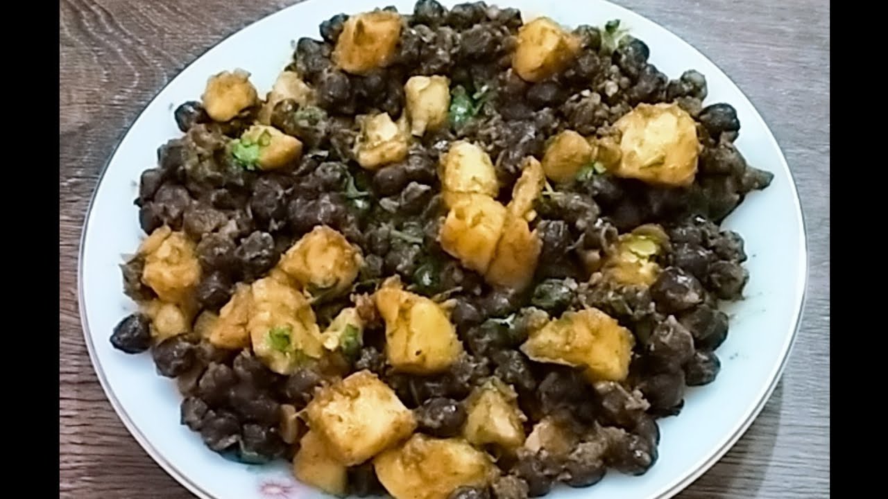 Kalay Chanay or Aloo Chaat |Chana Chaat| Recipe By Pot and pan cooking ...