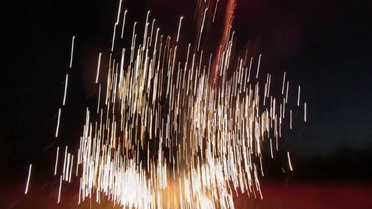 Flying Angels - Selfmade Firecracker with 2 Flying Comets *HD* - YouTube