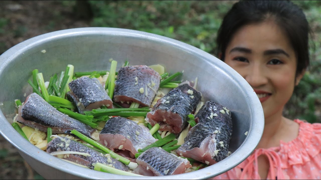 Sour Fish Recipe - Steamed Sweet & Sour Fish cooking by countryside ...