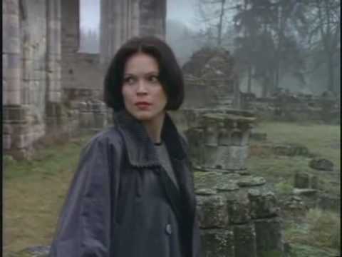 Highlander - Amanda - Castles and Dreams - YouTube
