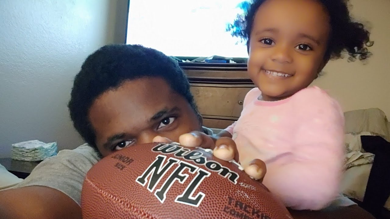 What happened to KENDALL HUNTER ? 49ers running back - YouTube