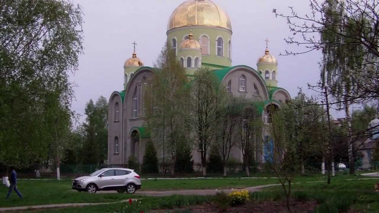 UKRAINE. Novovolynsk-Cerkwia w mieście 29.04.2011 - YouTube