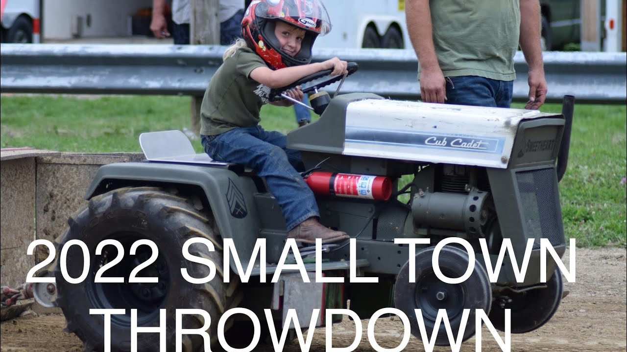 Garden Tractor Pulling 2022 Phelps Small Town Throwdown - YouTube