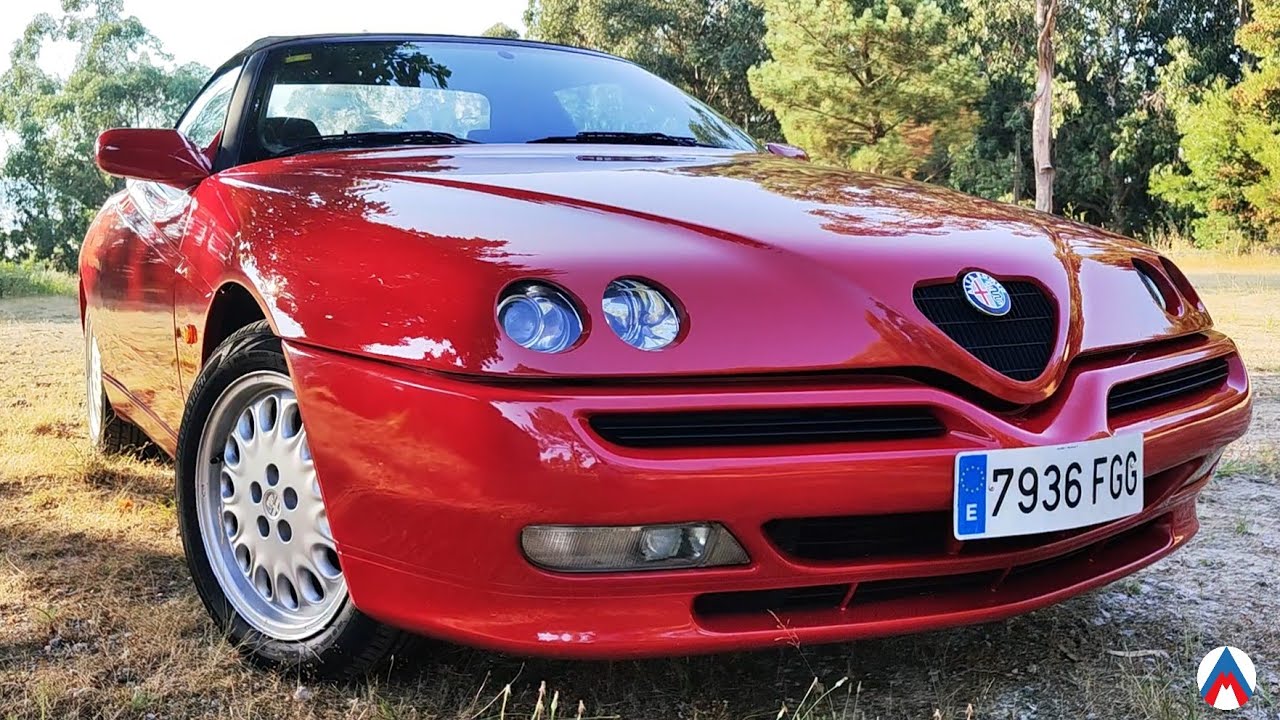 Alfa Romeo Spider 2.0 TS: BELLA MACCHINA - YouTube