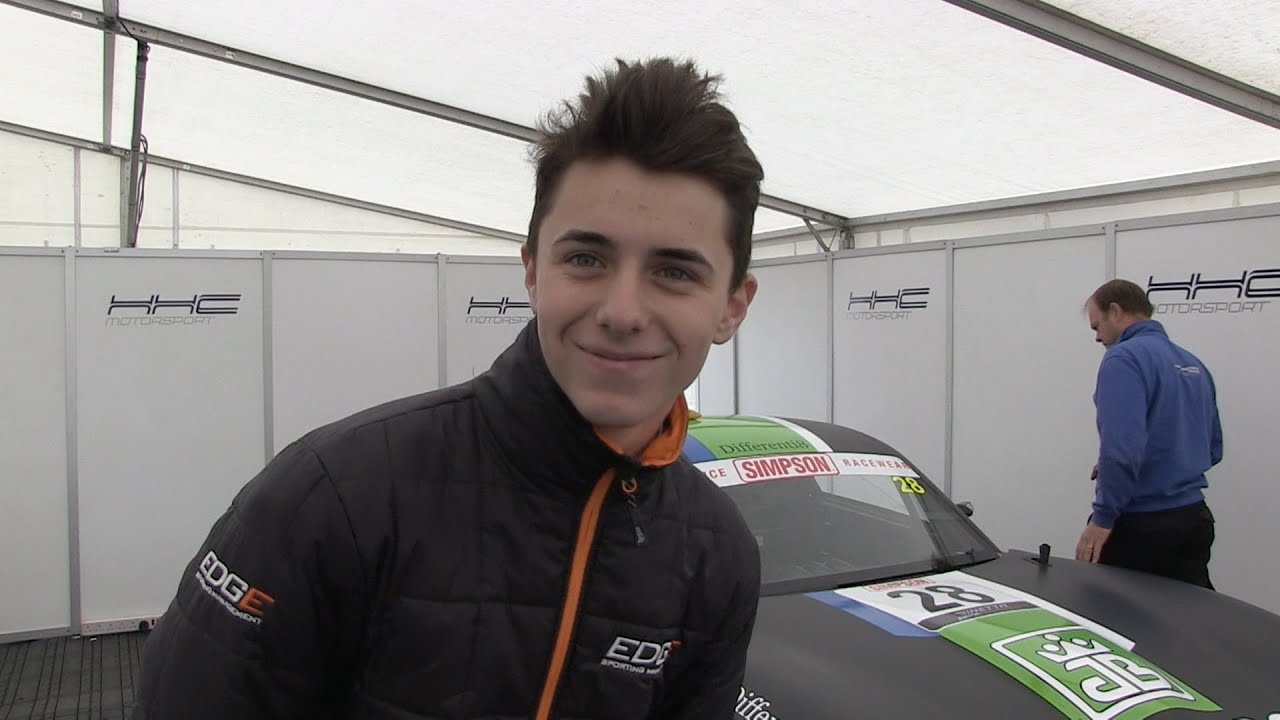 CHARLIE FAGG RACE WEEKEND DIARY #5 - CROFT 2016 - GINETTA JUNIOR - YouTube