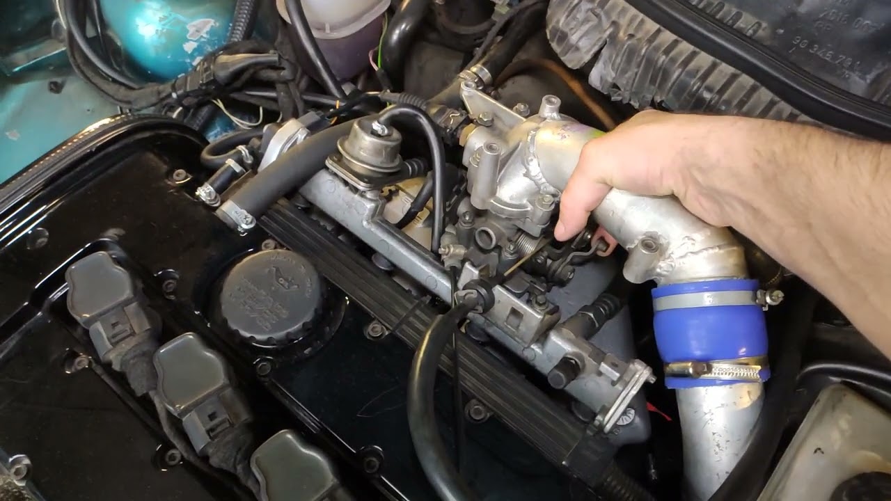 EDS Intake in Calibra c20let - YouTube