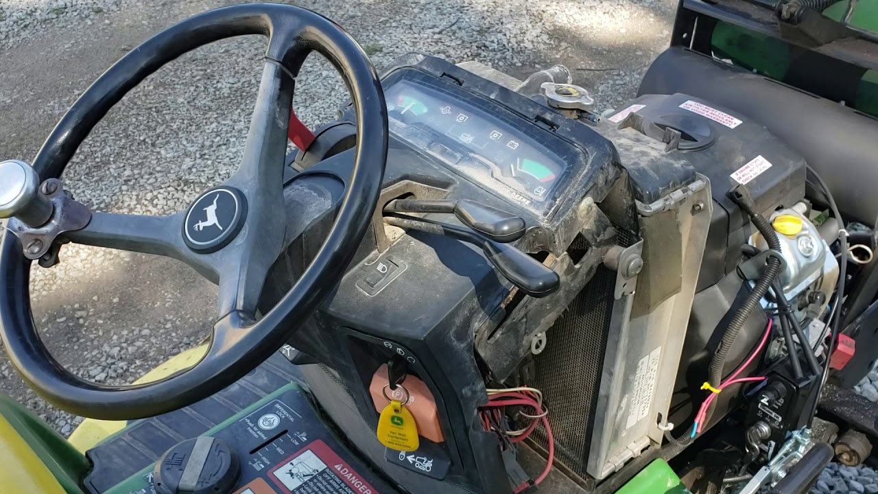 John Deere 445 Predator Running! - YouTube